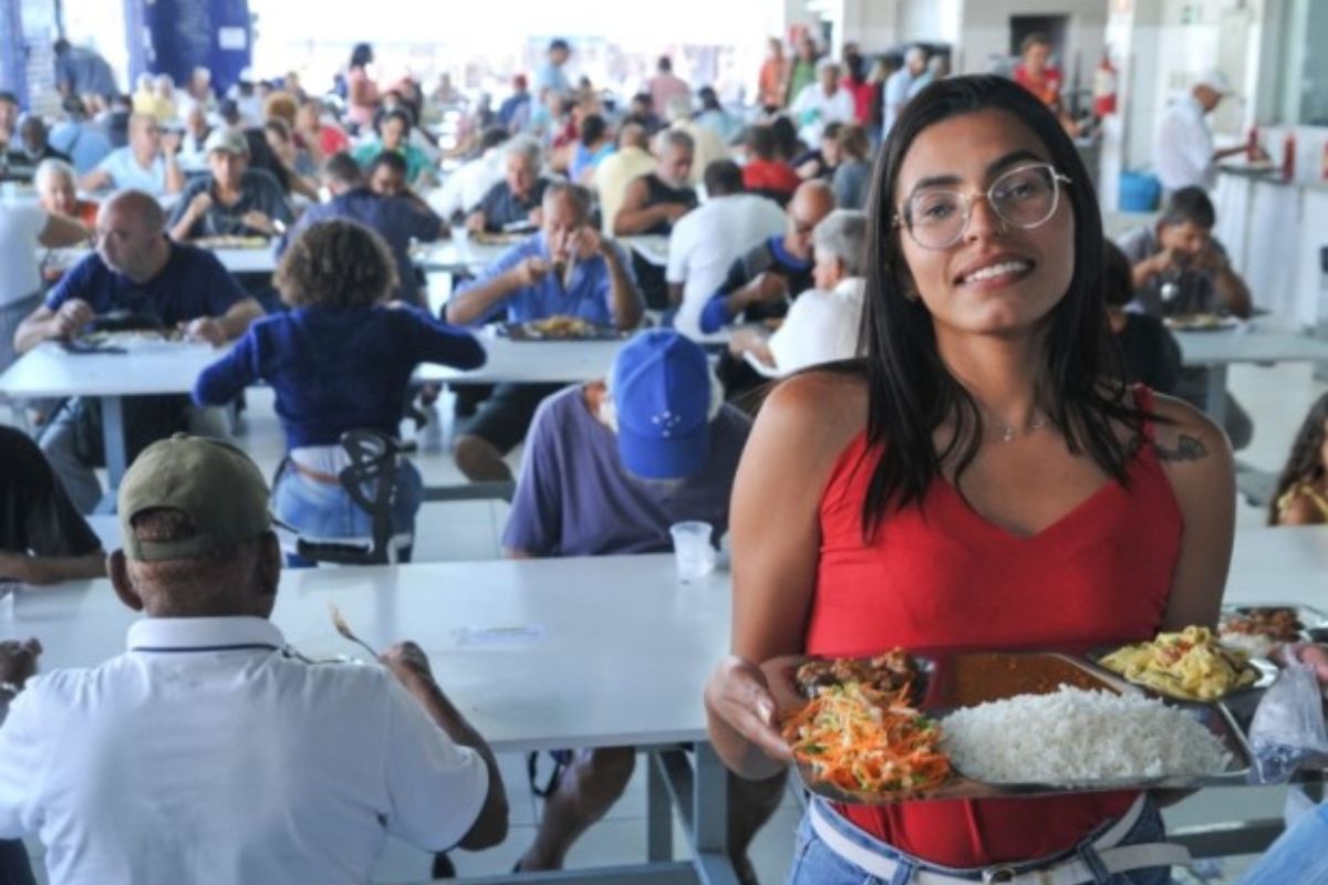 Restaurantes Populares terão almoço especial em homenagem ao Dia das ...